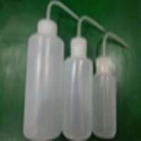 Wash Bottle J-Type Wide Mouth - 500 ML - C46047 - Lab Care